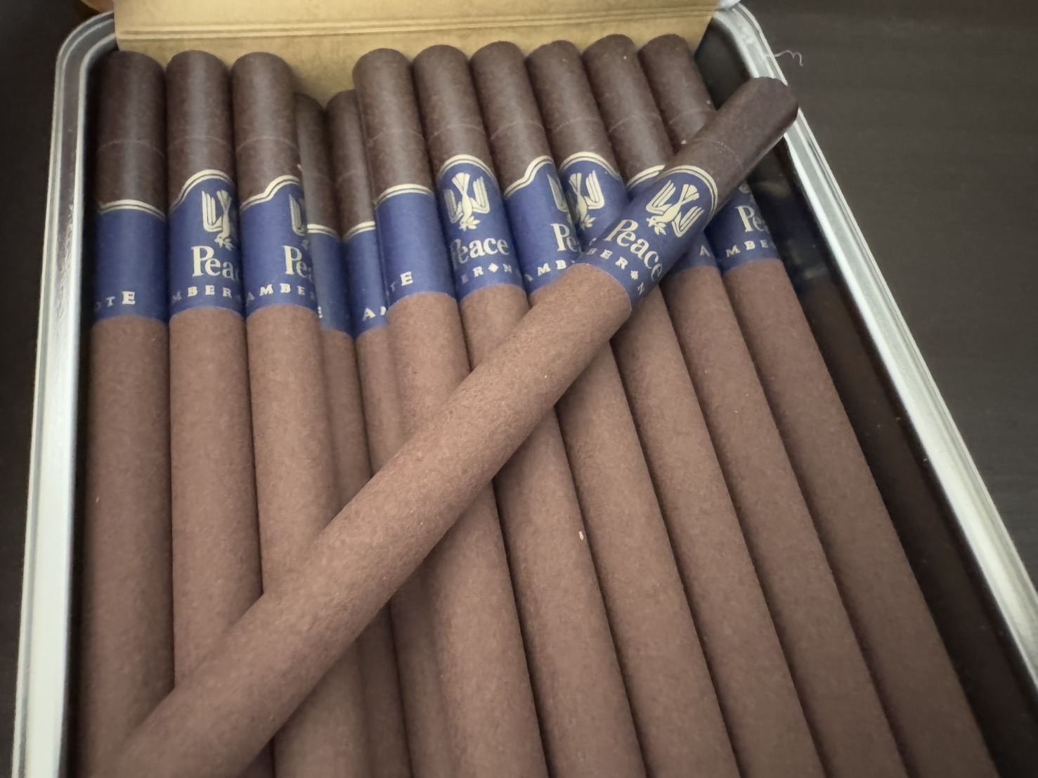 缶ピースはどこで買える？コンビニやドンキ、町のタバコ屋も徹底調査 – KEMURIN X